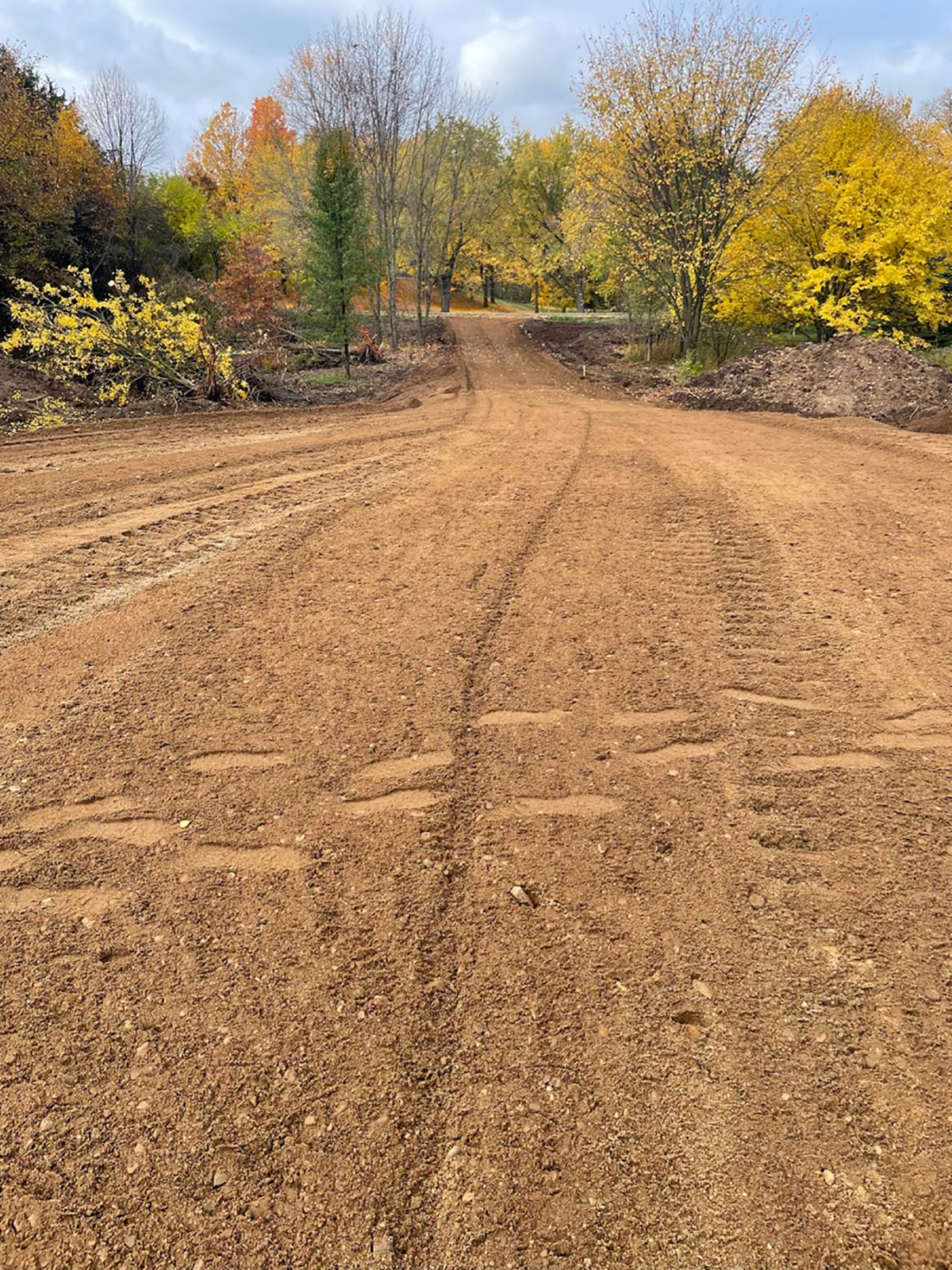 Gravel Driveway Installation - Advance Excavating